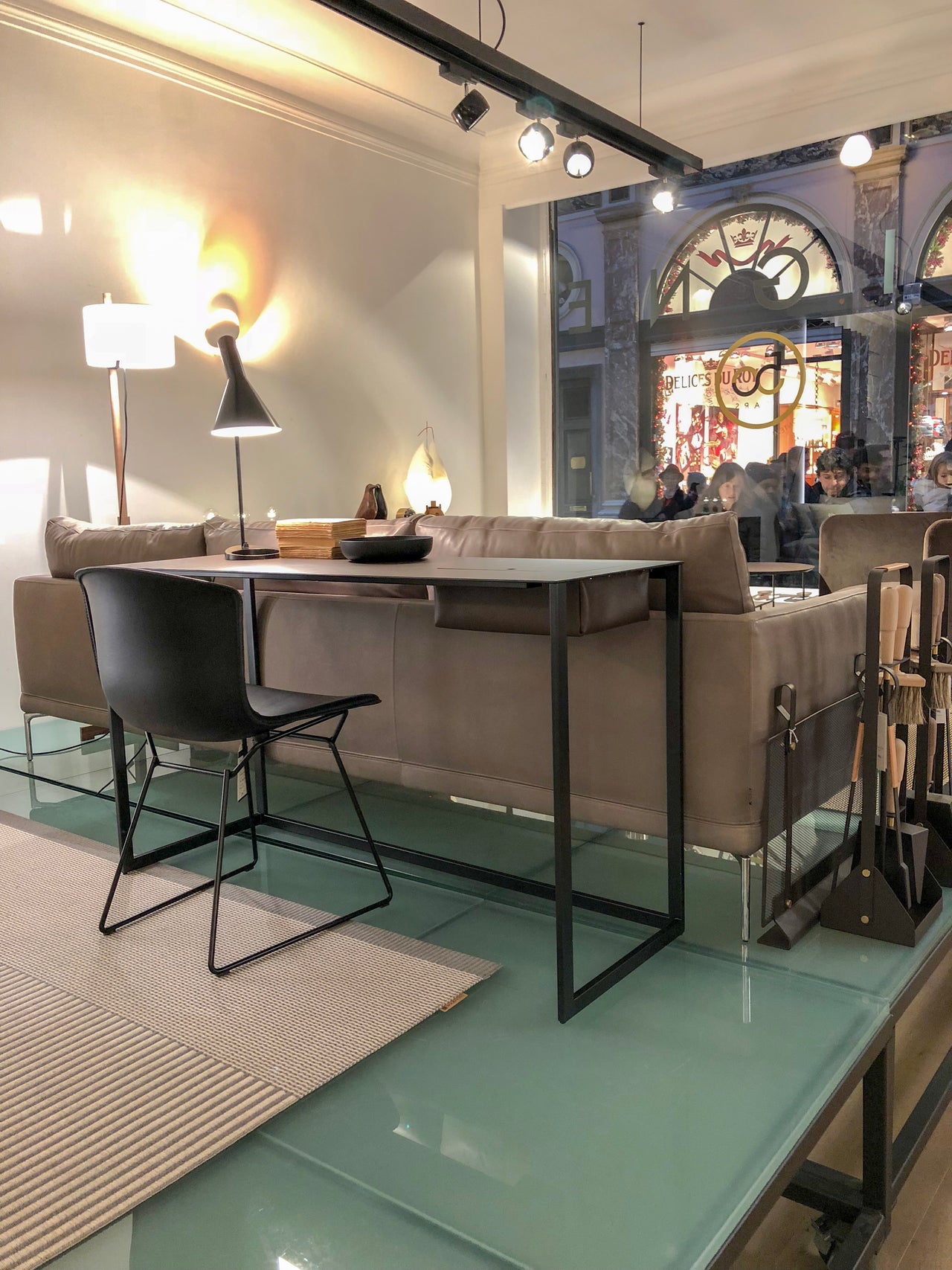 Calamo desk - ZANOTTA – Ligne Brussels